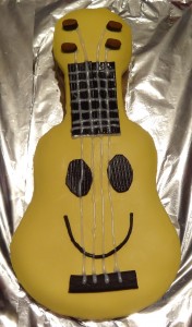 2012 Ukulele Cake 2